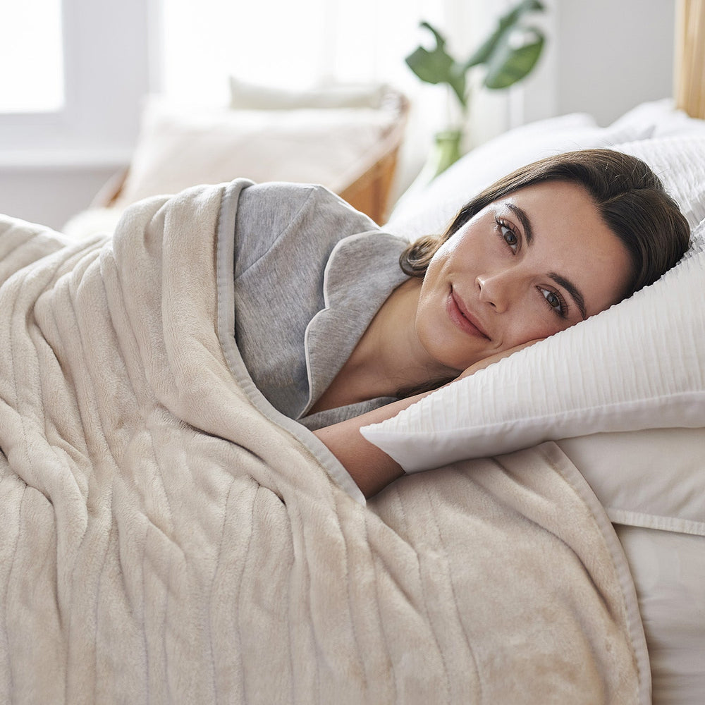 Fleece Electric Heated Throw - Cream | Free Next Day Delivery | Cosi Home